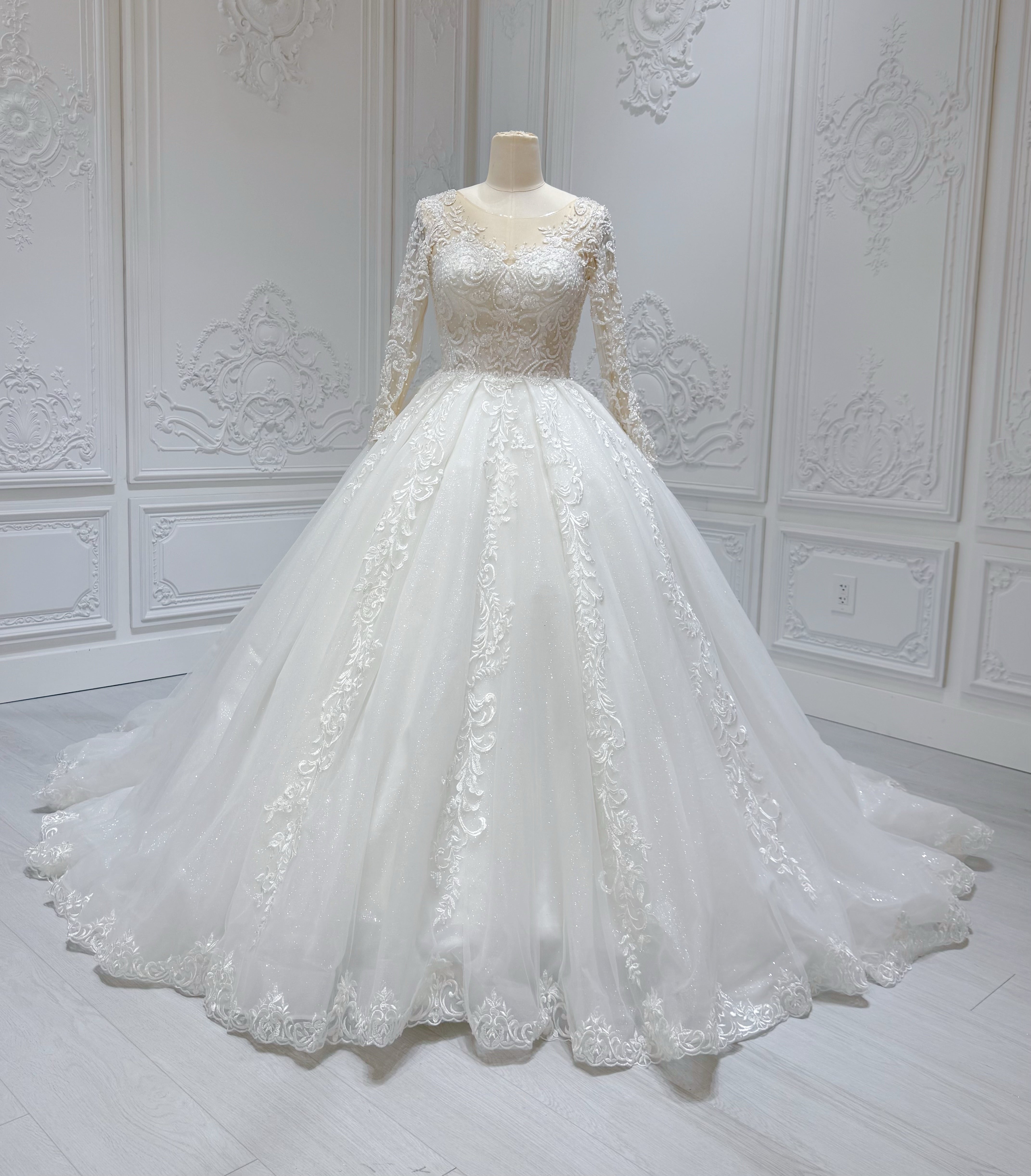 TBC-CM38 Custom-made white color beading&lace embroidered long sleeve ...